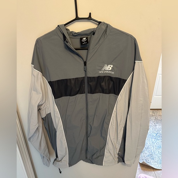 New Balance | Jackets & Coats | New Balance Zipup Mens Windbreaker Size ...